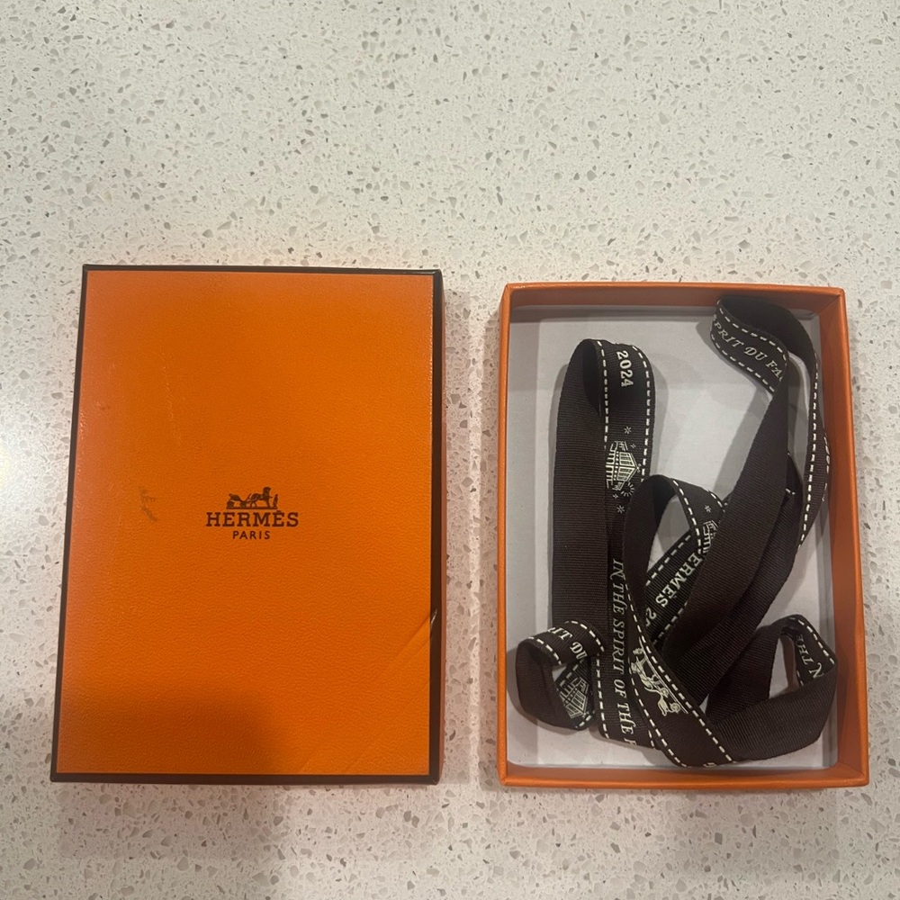 Hermes Paris Authentic Box Small With Bow - Gem